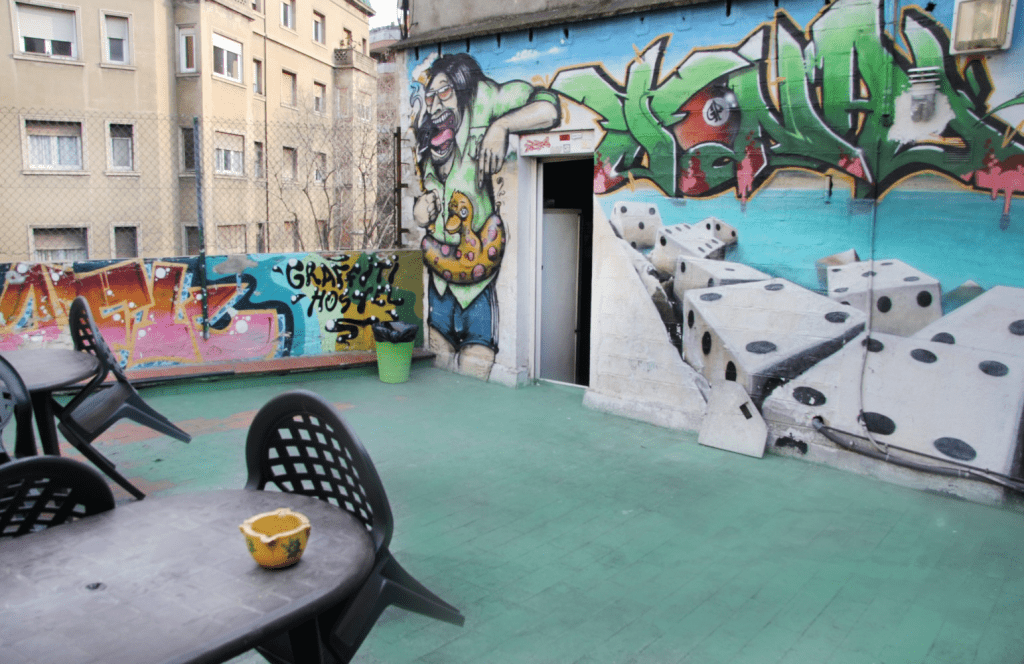 Murals – Fellice's Glass | Facade Solution